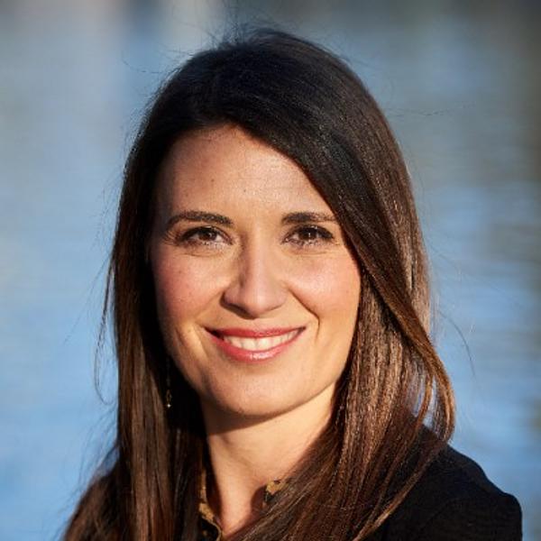 Elena Walder-Schiavone's Investing Profile - Übermorgen Ventures Managing Partner | Signal