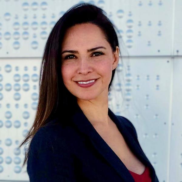 Angela Holter's Investing Profile - Astia Managing Director | Signal