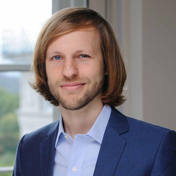 Thomas Allen's Investing Profile - Bain Capital Principal | Signal