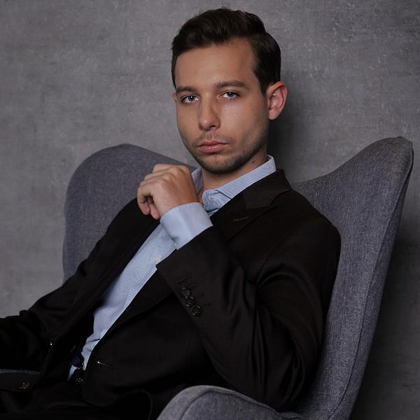 Blake Lezenski's Investing Profile - Outlier Ventures Investor | Signal