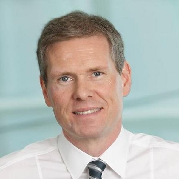 Hannes Smarason's Investing Profile - 6 Dimensions Capital Venture ...