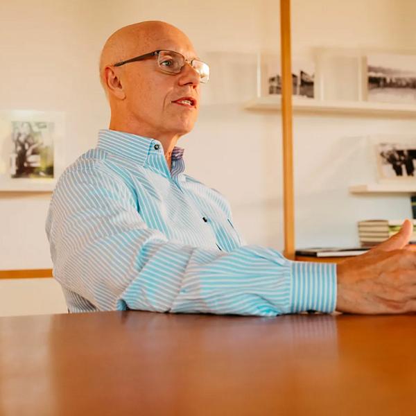 Douglas Leone's Investing Profile - Sequoia Capital Partner | Signal