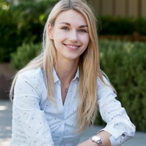 Danielle London's Investing Profile - Insight Partners Associate | Signal