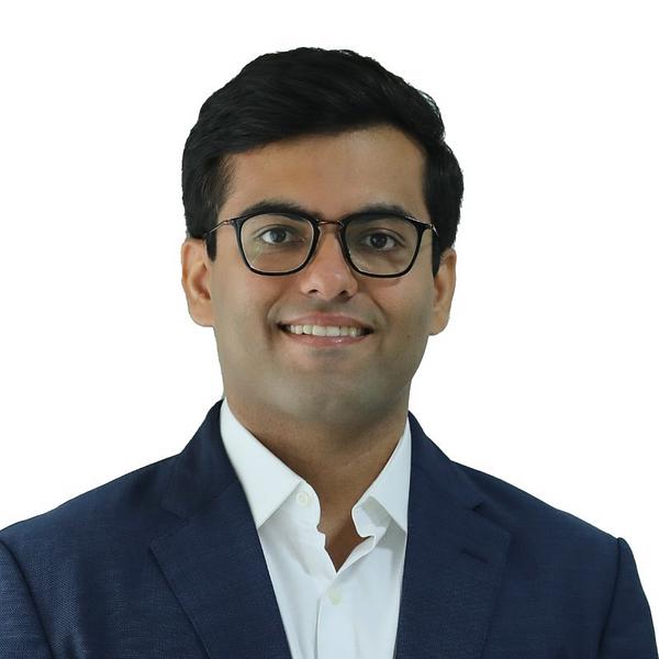 Devesh Vij's Investing Profile - Fundamentum Senior Associate | Signal
