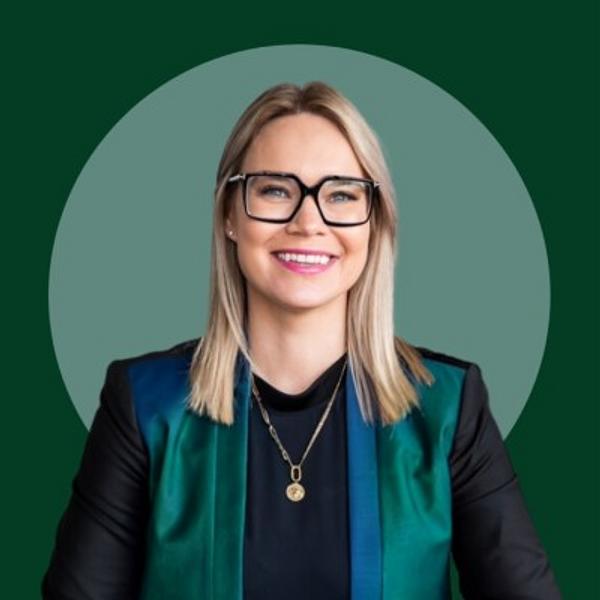 Kim Moore's Investing Profile - U&I Ventures Managing Partner | Signal