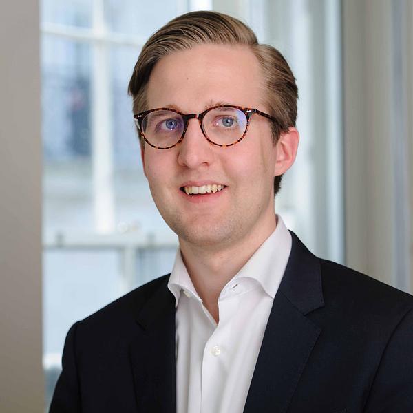 Nicholas Bendt's Investing Profile - Bain Capital Principal | Signal