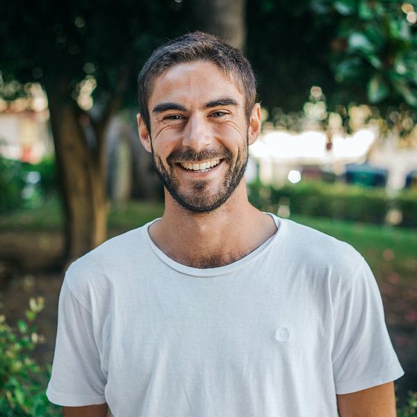 Manuel Antunes' Investing Profile - MSM Associate | Signal