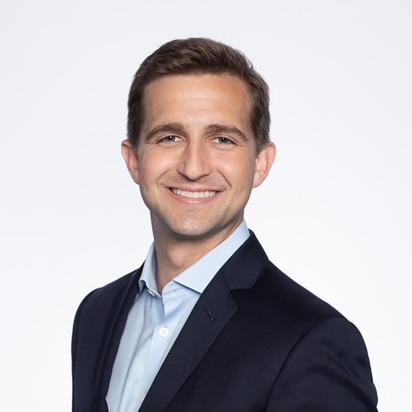 Drew Gonzales' Investing Profile - Side Door Ventures Principal | Signal