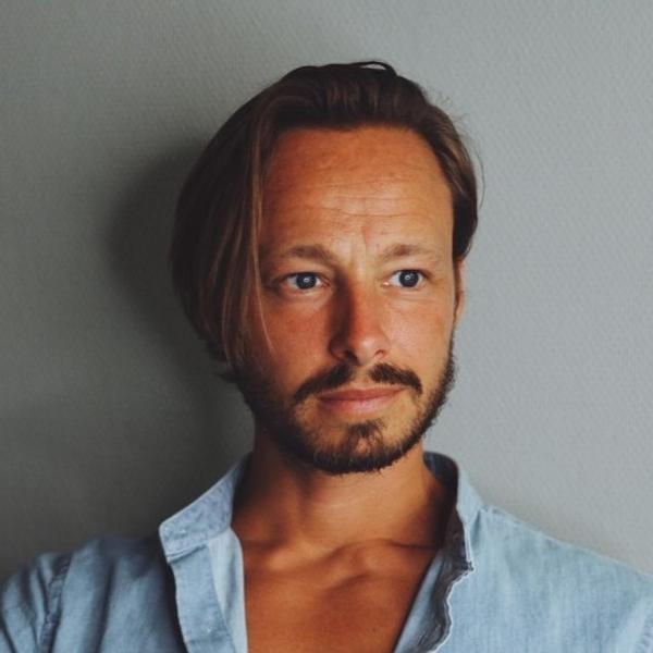 Hugo Feenstra's Investing Profile - Satgana Investor | Signal