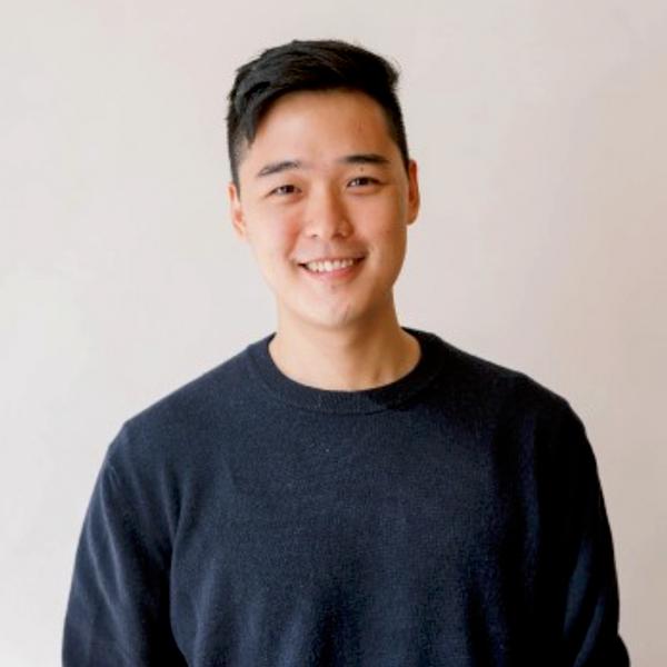 Harry Chiang's Investing Profile - Seven Seven Six Analyst | Signal