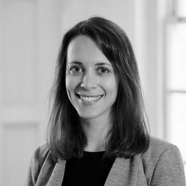 Kim Wagenaar's Investing Profile - Aqua Spark Investor | Signal