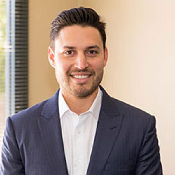 Roberto Avila's Investing Profile - Sageview Capital Associate | Signal