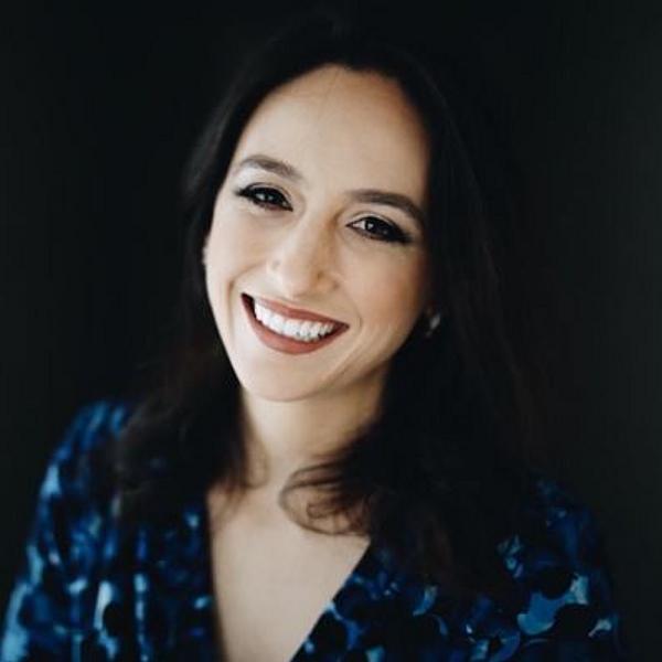 Laura Bretanha Herter's Investing Profile - FEA Angels Associate | Signal