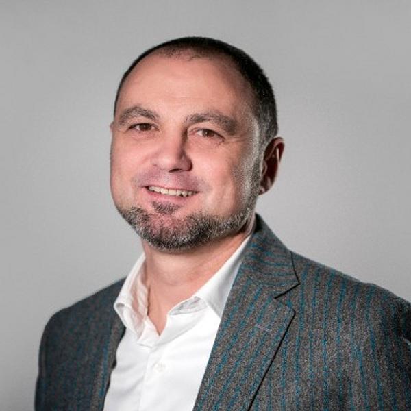 Dan Calugareanu's Investing Profile - Early Game Ventures Partner | Signal