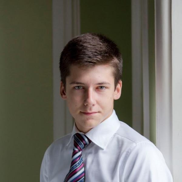 Andrew Andriiainen's Investing Profile - Phystech Ventures Analyst | Signal