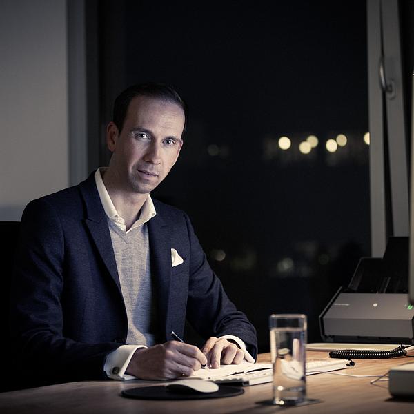 Tilo Bonow's Investing Profile - PIABO Managing Director | Signal