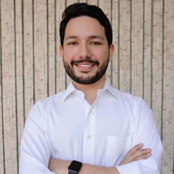 Mario Peña's Investing Profile - Carao Ventures Associate | Signal