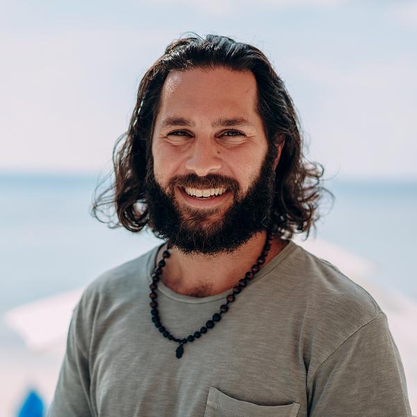 Sasha Asheghi's Investing Profile - Arcanum Ventures Managing Partner ...