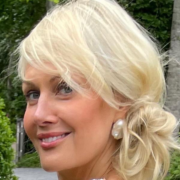 Marvelle Sullivan Berchtold's Investing Profile - Marvelle Co ...