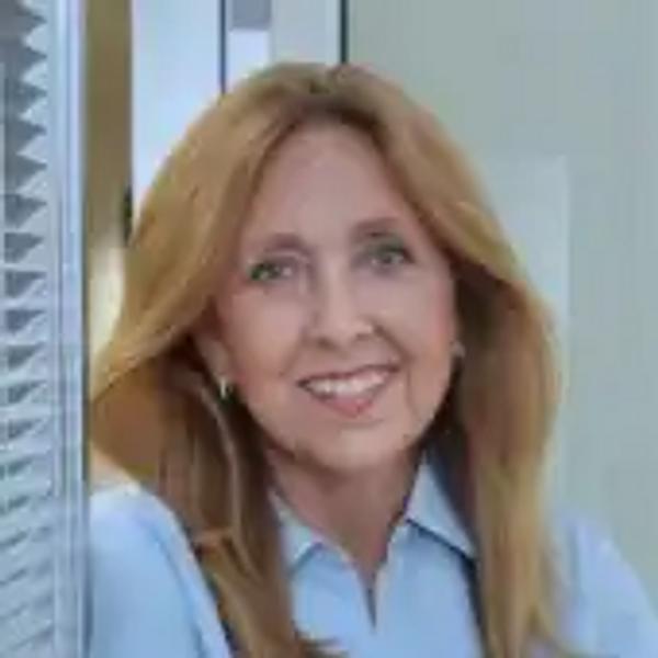 Janice Roberts' Investing Profile - Advisor | Signal