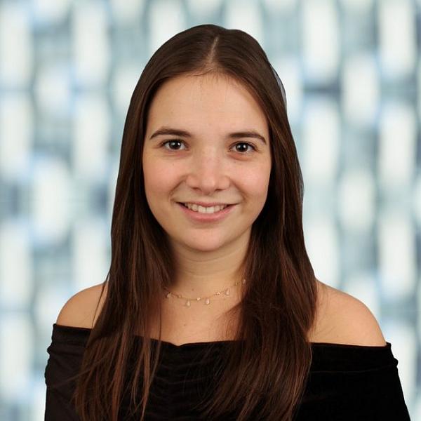 Danielle Kwait's Investing Profile - Insight Partners Analyst | Signal